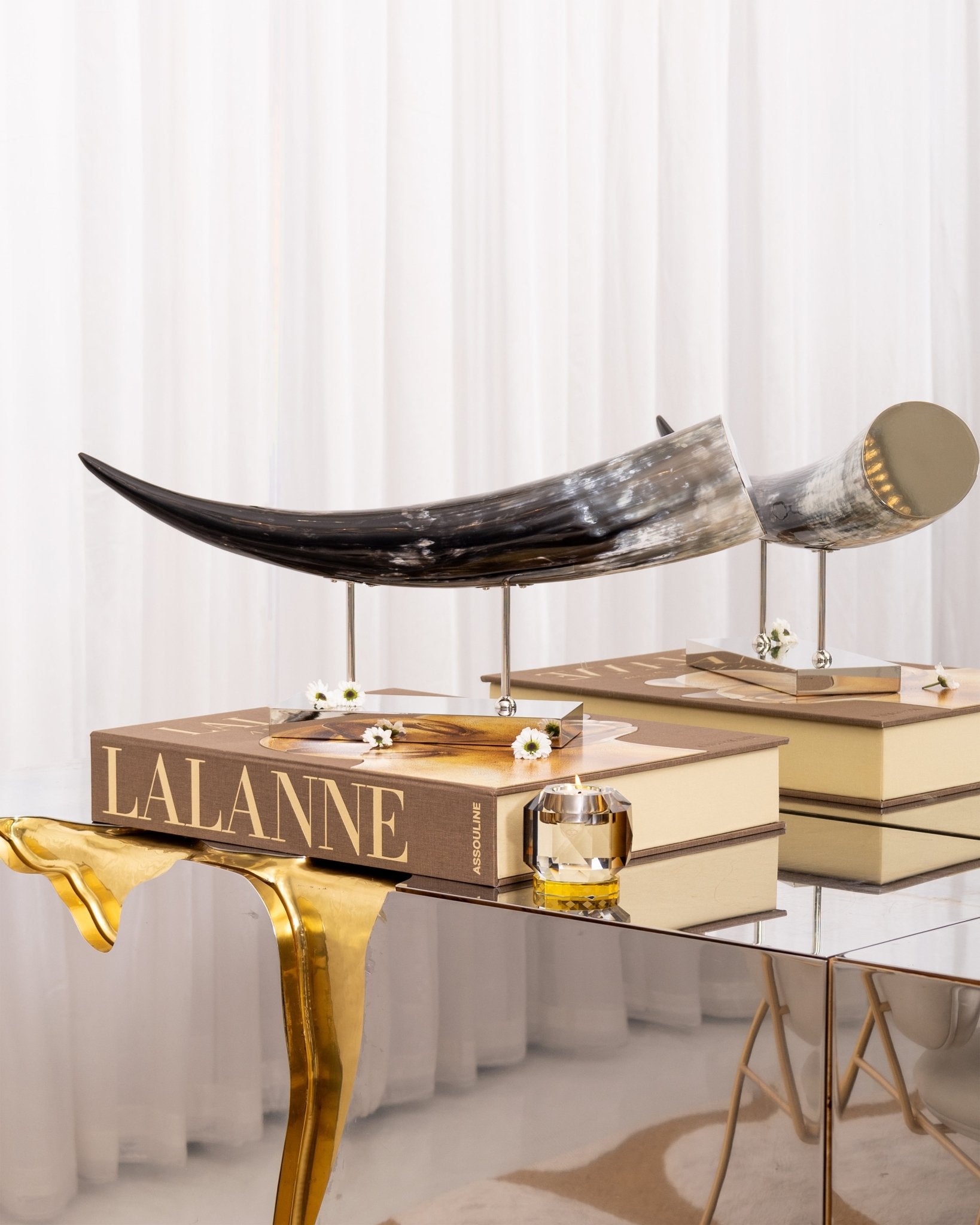 Petri Firenze Horn Lamp - Luxury Lighting in Black and White – Maison SIA