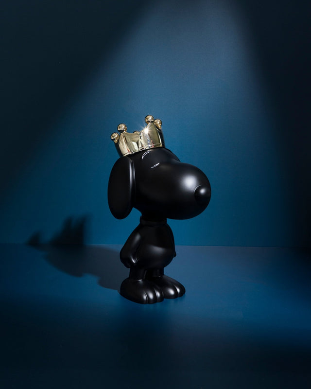 Exclusive Snoopy Crown Sculpture in Matt Black & Chromed Gold - Limited ...